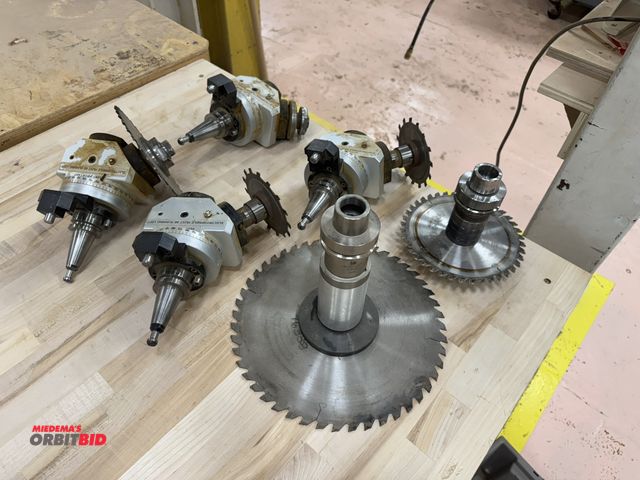 Orbitbid.com - Lot 1-16869 - Lot of (4) Electro spindle Cat 40 angle ...