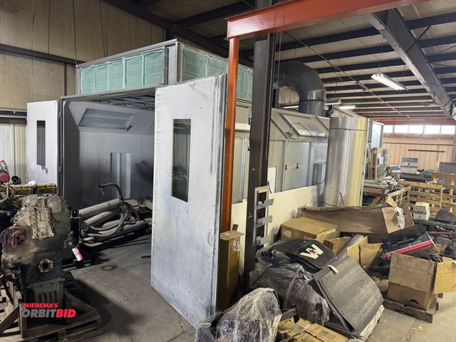 Orbitbid.com - Lot 1-15055 - (1) 28' long x 14' wide x 9' tall paint ...