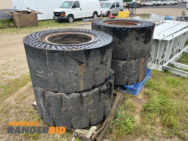 RangerBid.com - Lot 30-959 - (4) Setco Solid Rubber Loader tires with ...