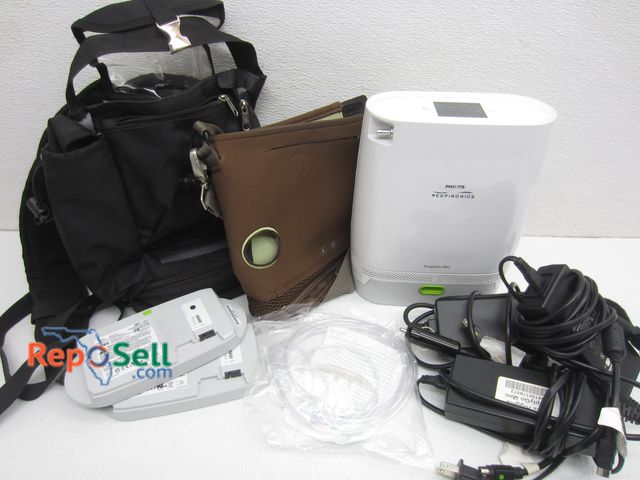 Reposell.com - Lot 31-9410 - Portable Oxygen Concentrator (Powers On ...