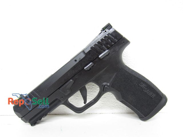 Reposell.com - Lot 31-8618 - Sig Sauer P322 High Capacity .22LR Semi ...