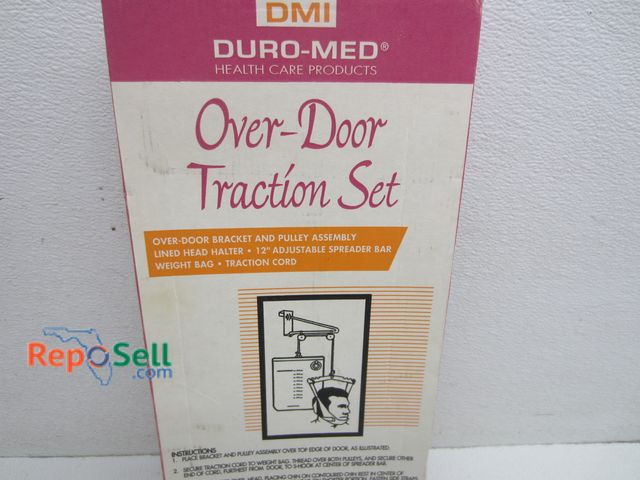 Reposell.com - Lot 31-1392 - Over-Door Traction Set