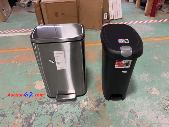 Auction62.com - Lot 44-779v - Lot of (2) Trash Cans E-Commerce Return ...