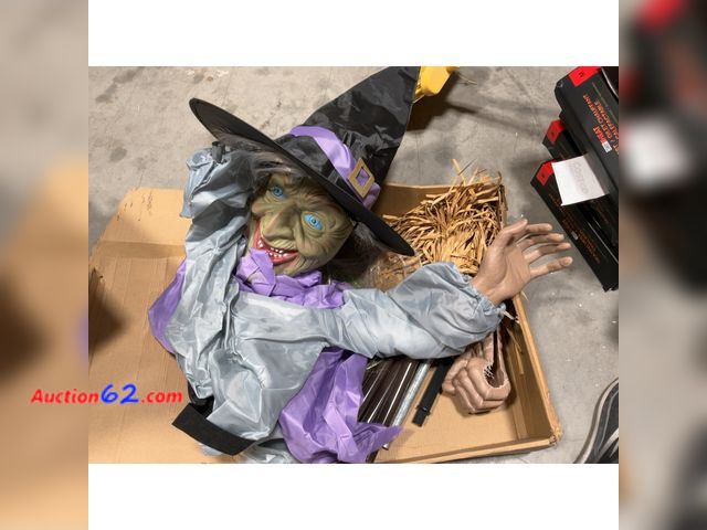 Auction62.com - Lot 44-138t - Animated Witch Prop Halloween Decoration ...