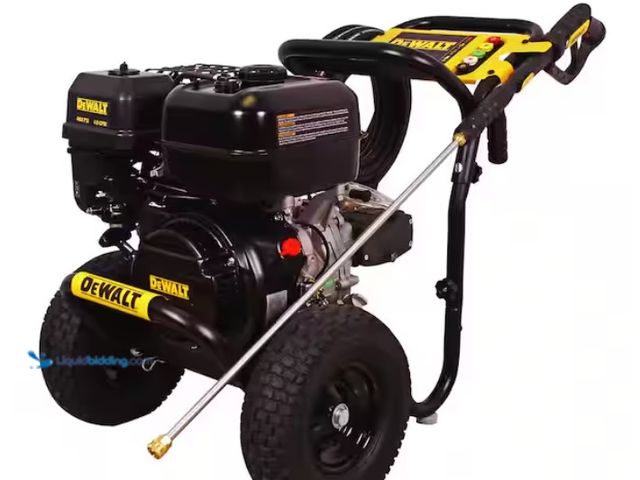 LiquidBidding - Lot 49-1617379 - DEWALT 4400 PSI 4.0 GPM Gas Pressure ...