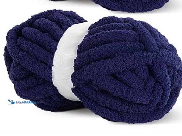LiquidBidding - Lot 49-3468033 - HOMBYS Navy Blue Chunky Chenille Yarn ...