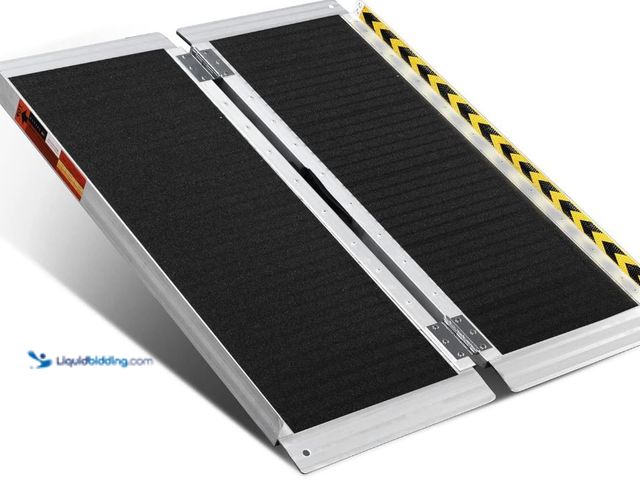 LiquidBidding - Lot 49-1514107 - ORFORD Portable Wheelchair Ramp 3FT ...