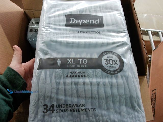 LiquidBidding - Lot 49-1552753 - Depend Fresh Protection Adult Diapers ...