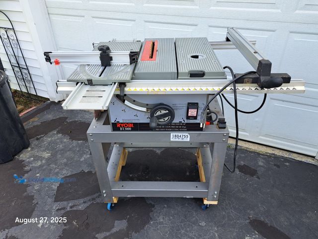 LiquidBidding - Lot 49-1804755 - Electric Powered Ryobi Table saw Ryobi ...