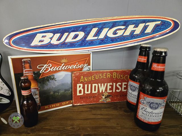 Ridofstuff.com - Lot 53-3001 - Large Budweiser Lot - Metal Wall Signs ...