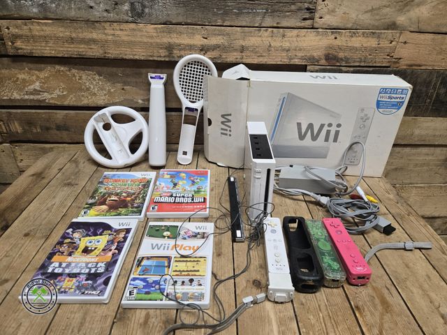 Ridofstuff.com - Lot 53-3386 - Nintendo Wii Gaming Console with tons of ...
