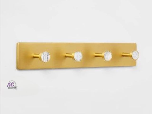 Arc Liquidation Group - Lot 56-771310 - New 18" Metal and Faux Marble 4 ...