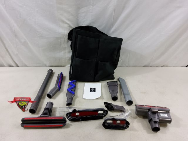 Viperbid.com - Lot 7-127742 - Gently used. Dyson vacuum attachments.