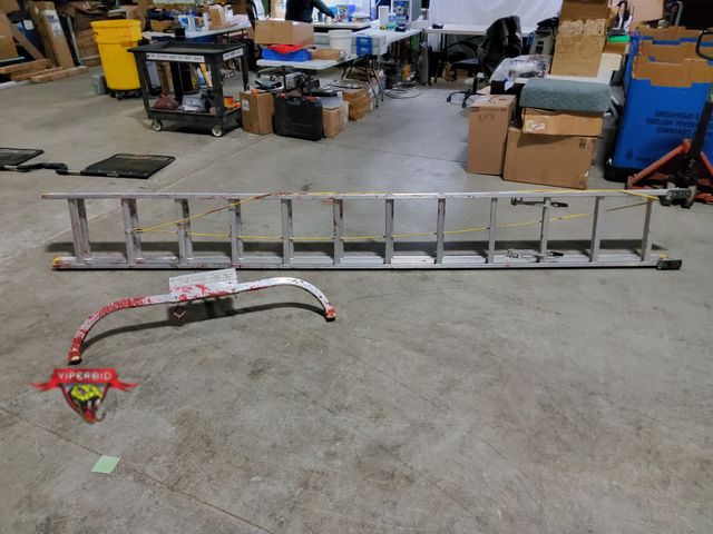 Viperbid.com - Lot 7-127833 - Werner 24 Ft. Extension ladder with ...