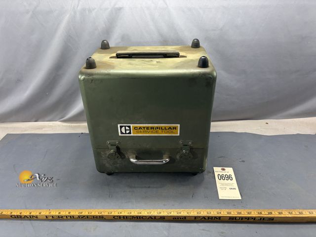 Xyz Auction Service - Lot 83-0696 - CAT Service Tool
