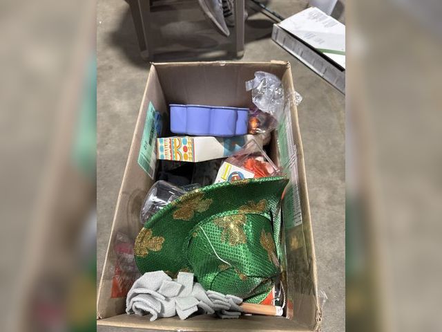 JDCBidding.com - Lot 96-167766 - Mixed Box of Miscellaneous Items