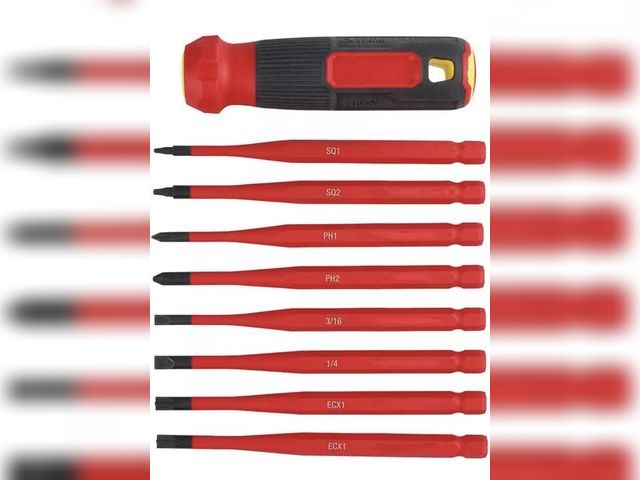 JDCBidding.com - Lot 96-222874 - Milwaukee 48-22-2218 8-in-1 1000V ...