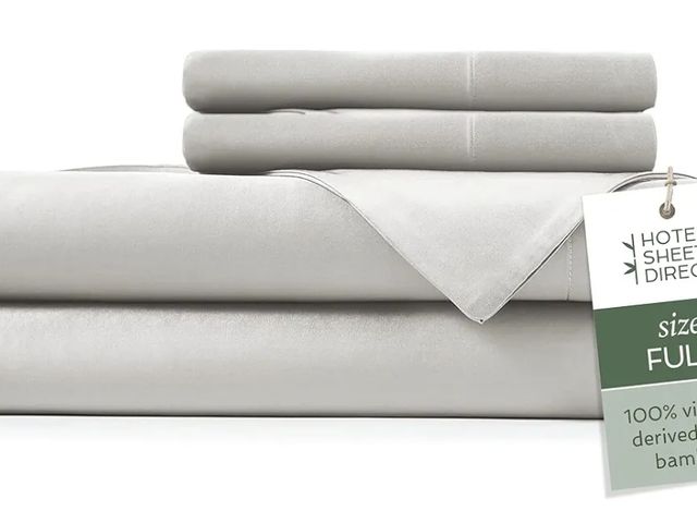 JDCBidding.com - Lot 96-147791 - Hotel Sheets Direct 4 Piece Bed Sheet ...